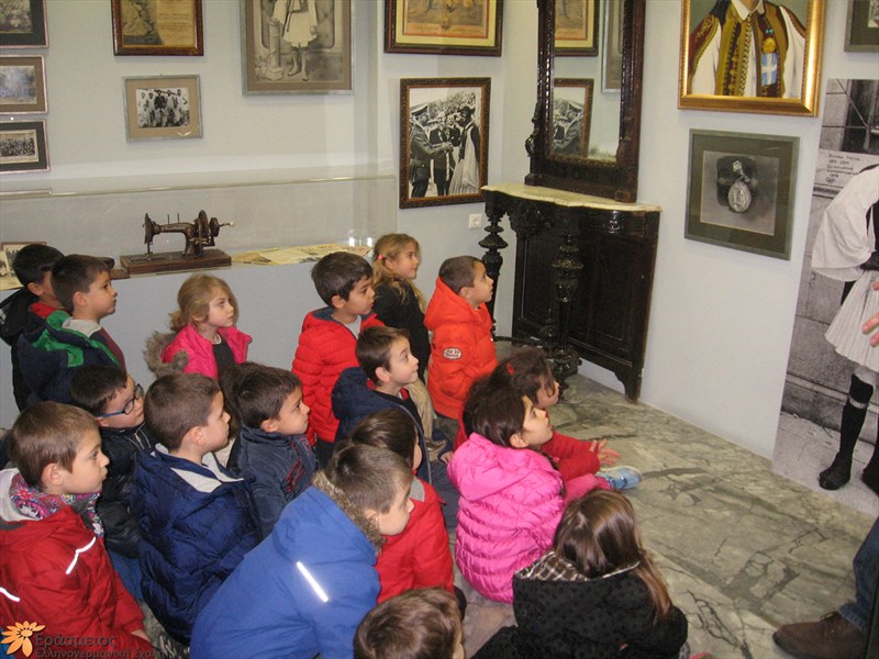 ΕΠΙΣΚΕΨΗ ΣΤΟ ΛΑΟΓΡΑΦΙΚΟ ΜΟΥΣΕΙΟ - Εράσμειος