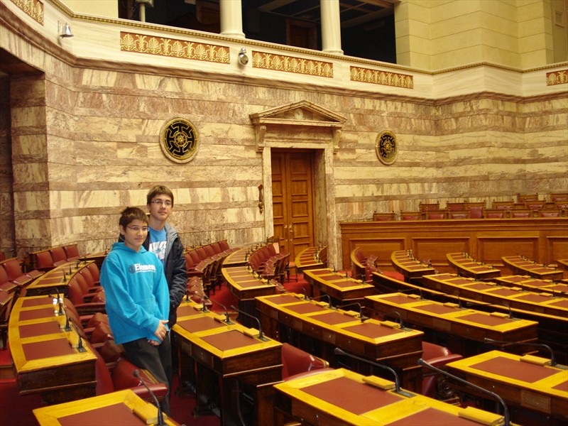 ΕΠΙΣΚΕΨΗ ΣΤΗ ΒΟΥΛΗ ΤΩΝ ΕΛΛΗΝΩΝ - Εράσμειος