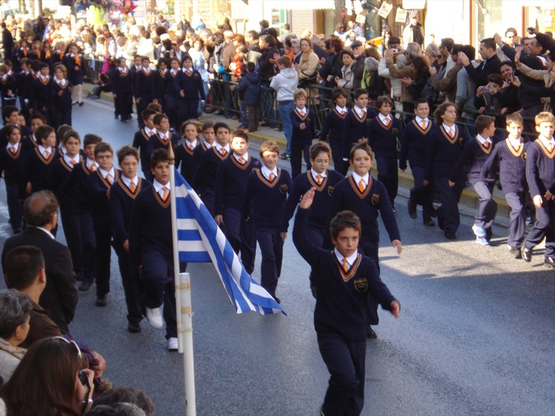ΠΑΡΕΛΑΣΗ ΜΑΘΗΤΩΝ ΕΡΑΣΜΕΙΟΥ ΣΧΟΛΗΣ ΓΙΑ ΤΗΝ ΕΠΕΤΕΙΟ ΤΗΣ 28ης ΟΚΤΩΒΡΙΟΥ ...