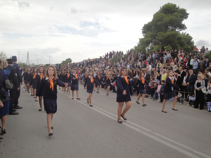ΠΑΡΕΛΑΣΗ 28ης ΟΚΤΩΒΡΙΟΥ - Εράσμειος